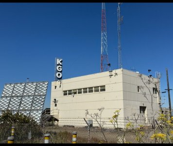 is the KGO sign still on the xmtr building? | RadioDiscussions